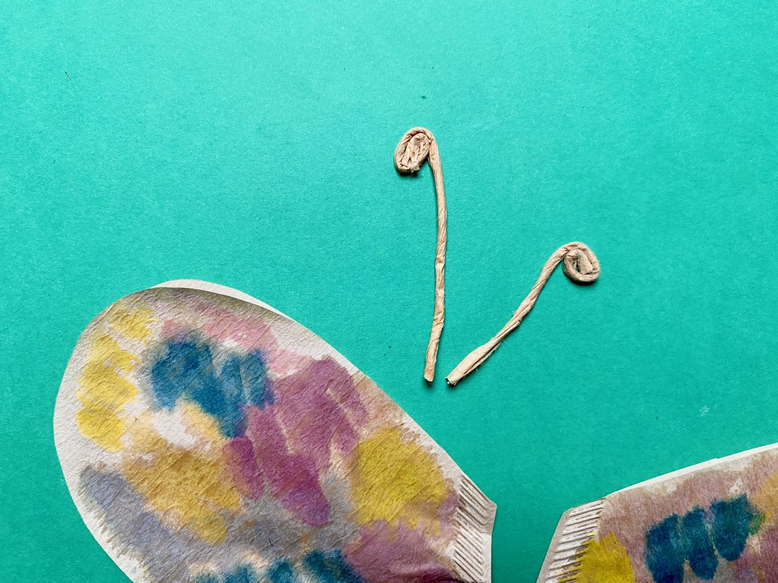 DIY : Fabriquer un Papillon Coloré - Les Petits Culottés